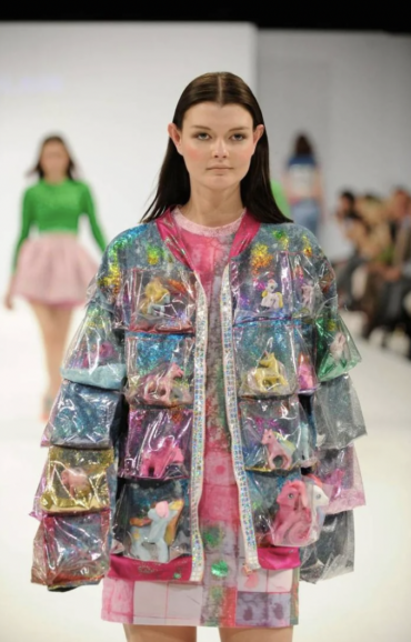 25 Weird Fashion Designs That Make Us Roll Our Eyes In Frustration ...