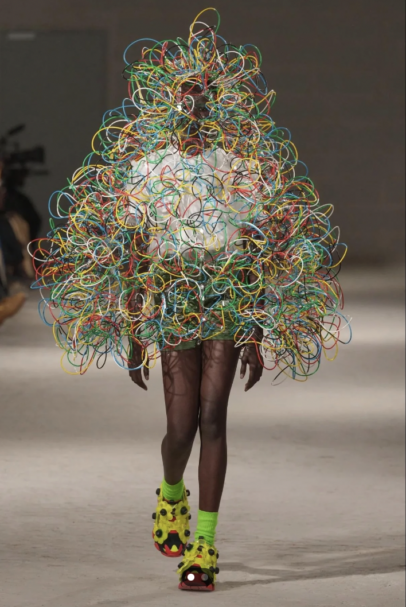 25 Weird Fashion Designs That Make Us Roll Our Eyes In Frustration ...
