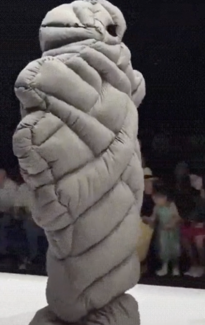 25 Weird Fashion Designs That Make Us Roll Our Eyes In Frustration ...