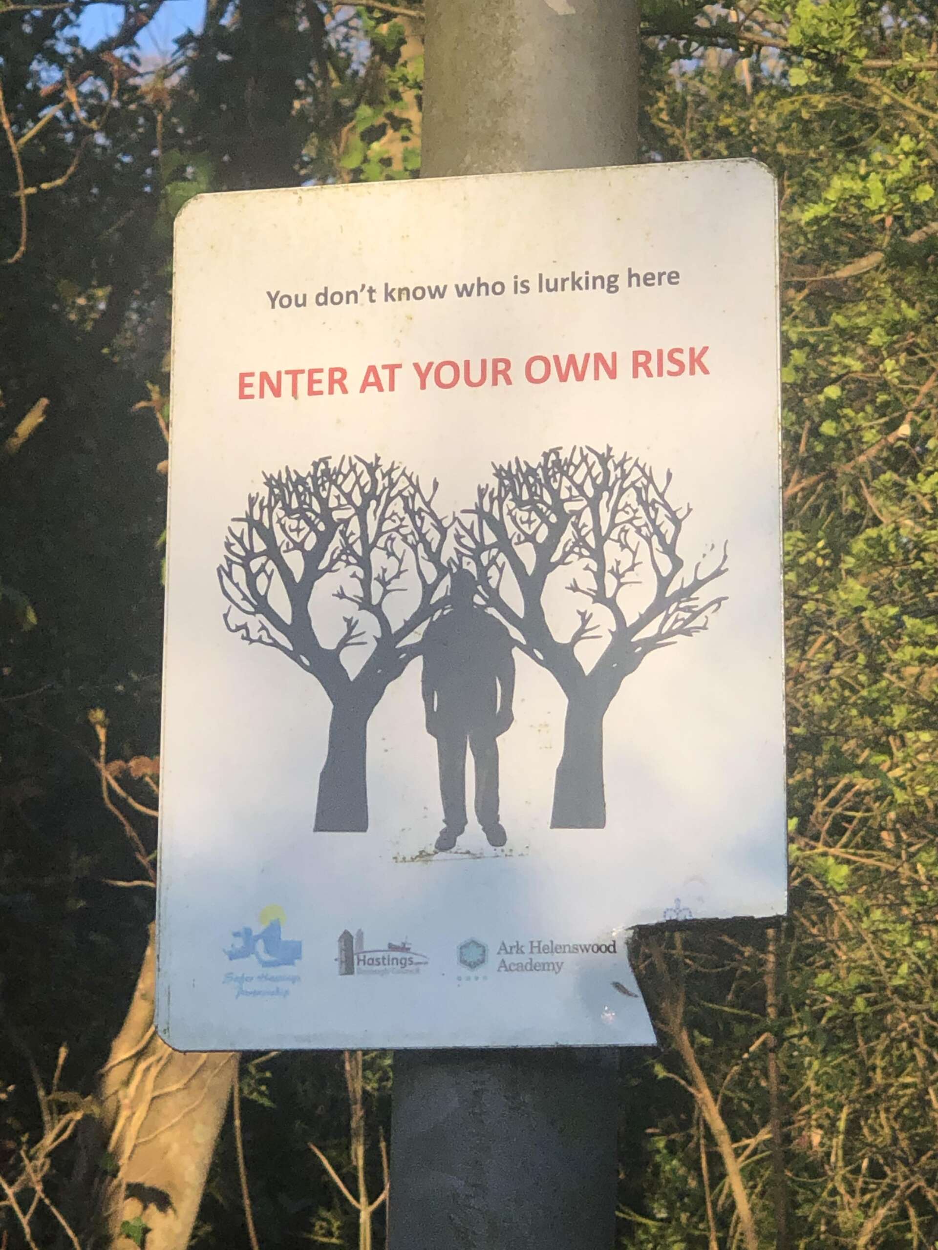 75 Scary Signs That Are Straight Out of A Horror Movie - The Scroller