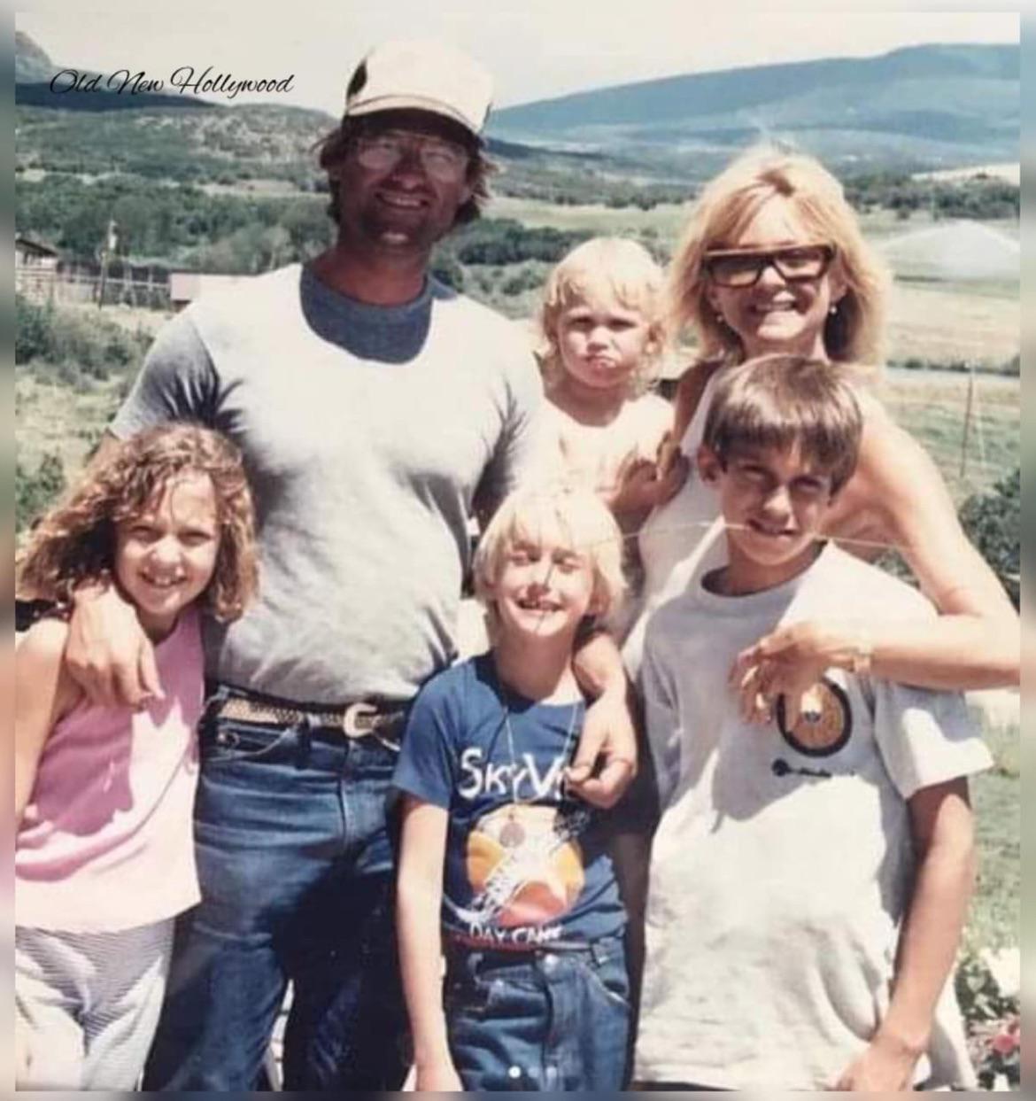 80+ Photos That Totally Sum Up the 1980s - The Scroller