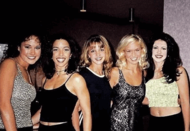 19 Vintage Pics of People That Are Pure Old School Cool - The Scroller