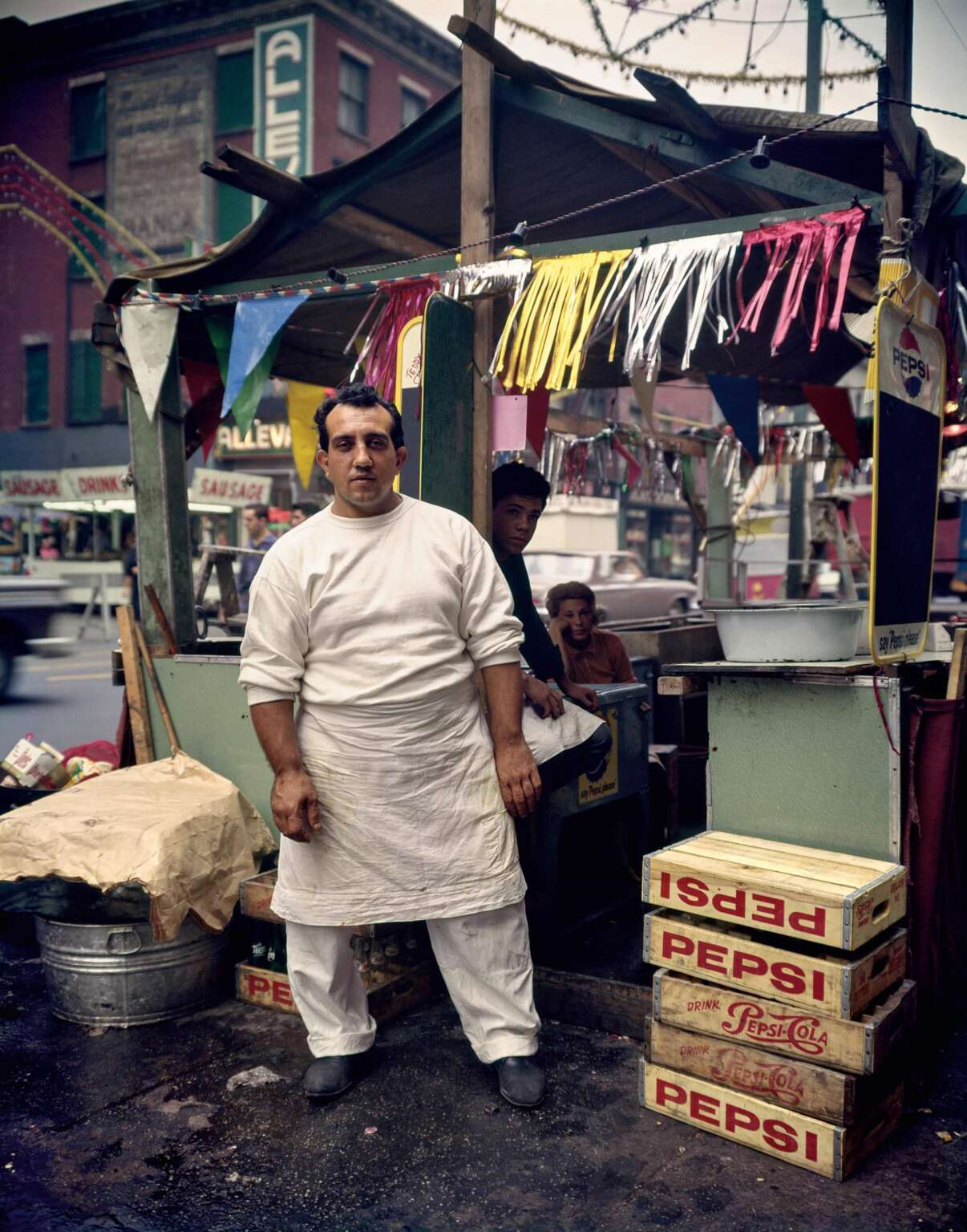 60+ Photos From the 1960s That Are Pure 'Old School Cool' - The Scroller
