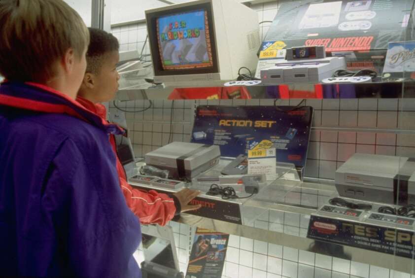 90 Pics That Totally Sum Up The 90s - The Scroller