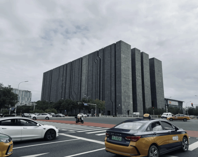 21 Eerie and Unsettling Buildings That Actually Look Evil - The Scroller