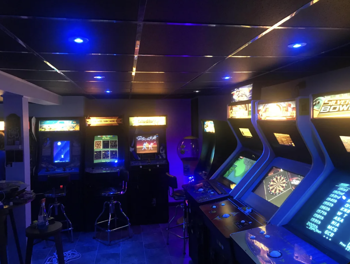 19 Coin-Operated Arcade Machines That Are Pure Nostalgia