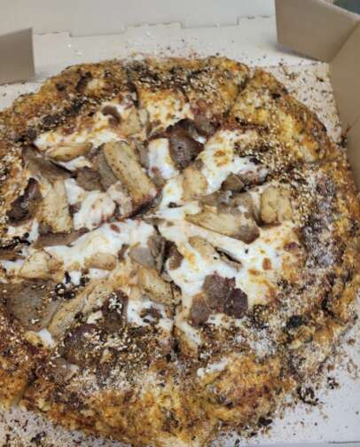 19 Pizzas That Were Crafted So Horribly They're Actual Food Crimes