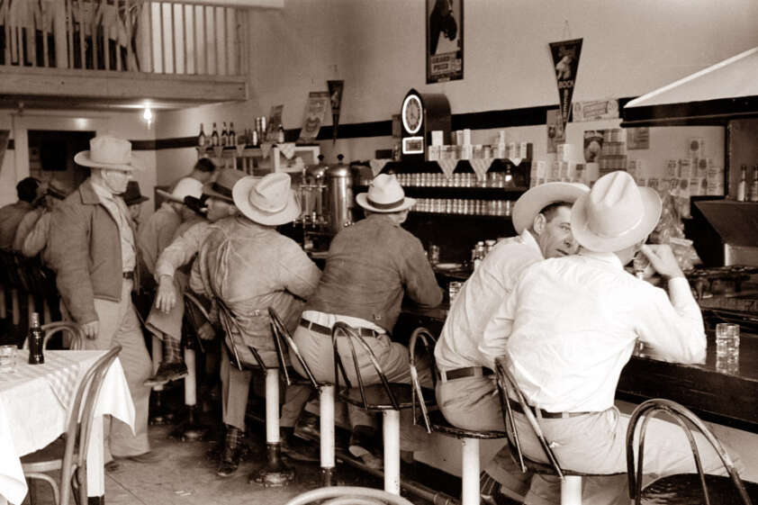 29 Photos of American Diners (1930s - 1970s) - The Scroller