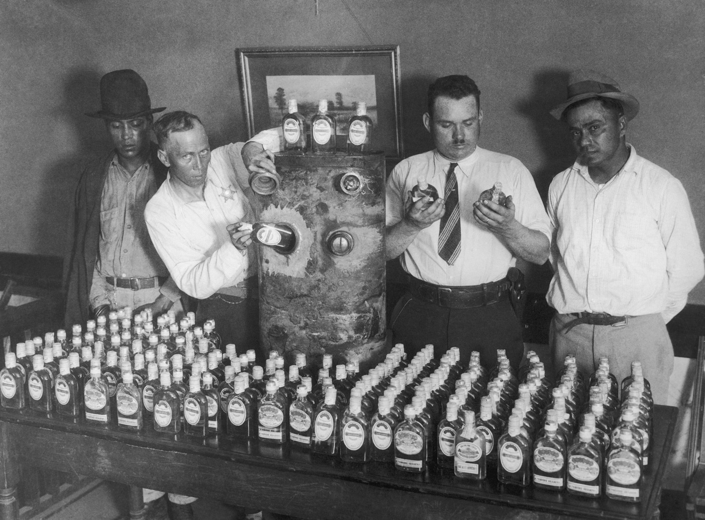 31 Photos From Prohibition That Capture Its Wild History