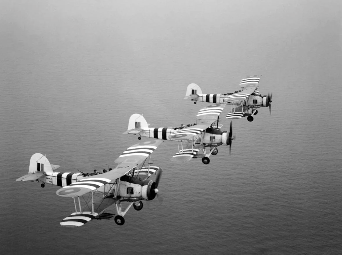 23 Photos Capturing the Golden Age of Aviation (1919-1939) - The Scroller