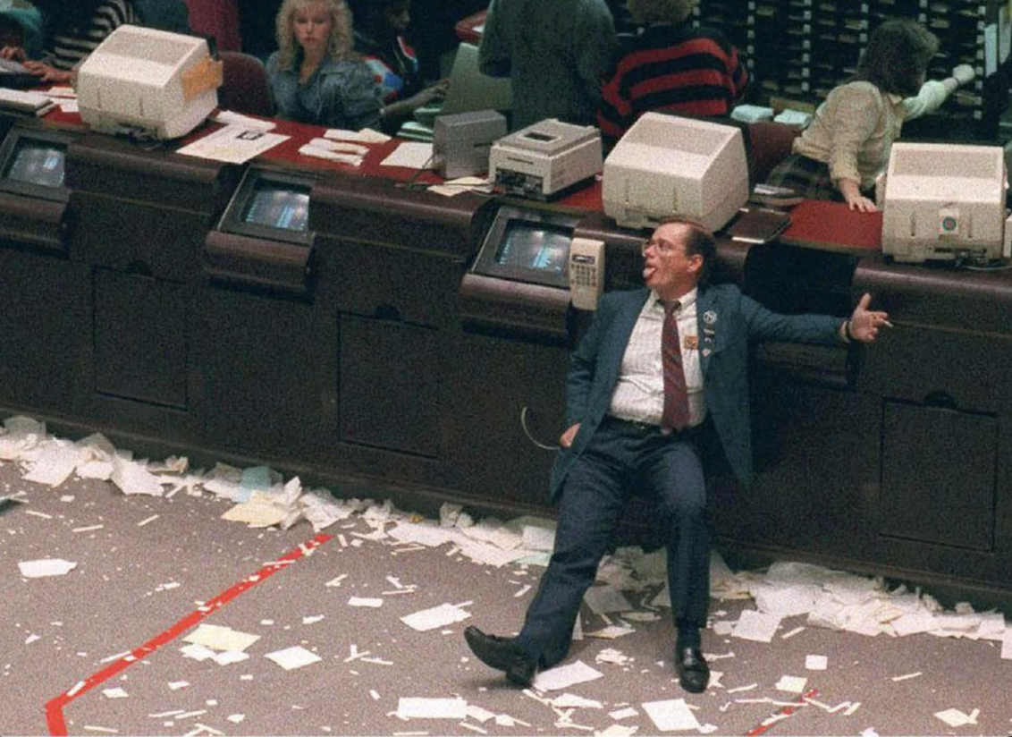 15 Images From Stock Market Crashes Throughout History - The Scroller