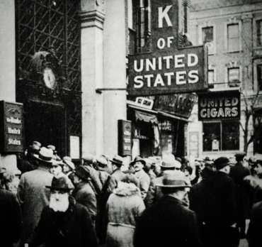 15 Images From Stock Market Crashes Throughout History - The Scroller