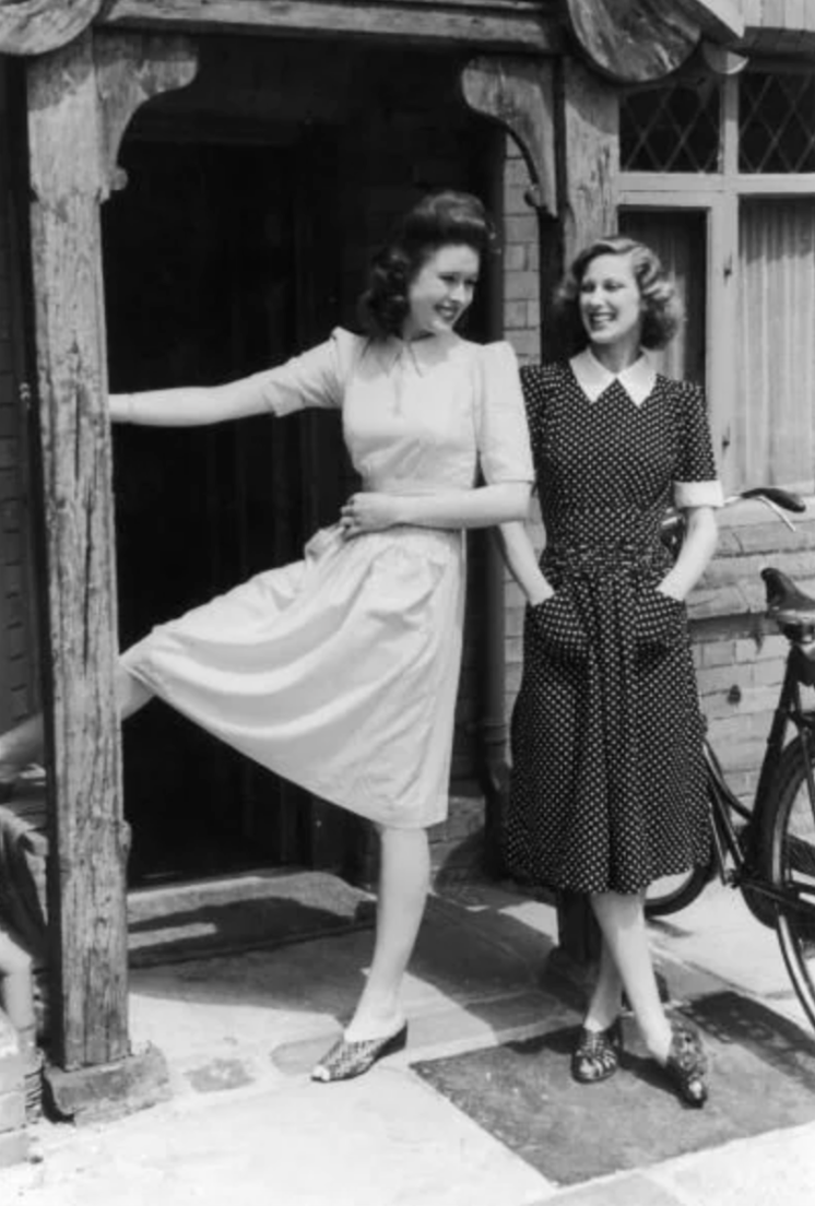 20 Photos of Classic 1940s Styles - The Scroller