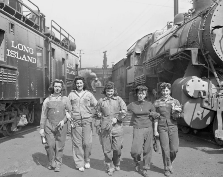 20 Vintage Railroad and Train Photos That Capture the Spirit of the ...