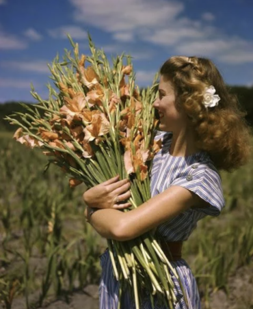 40 Photos That Show the Way We Were in the Forties - The Scroller
