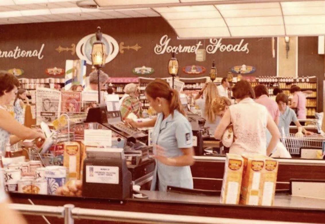 Throwback Aisles: A Nostalgic Look at 1960s and 1970s Grocery Stores ...