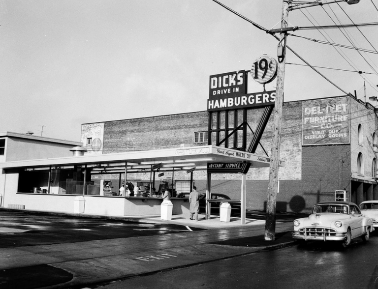40 Vintage Photos of Seattle From 1900s-1970s
