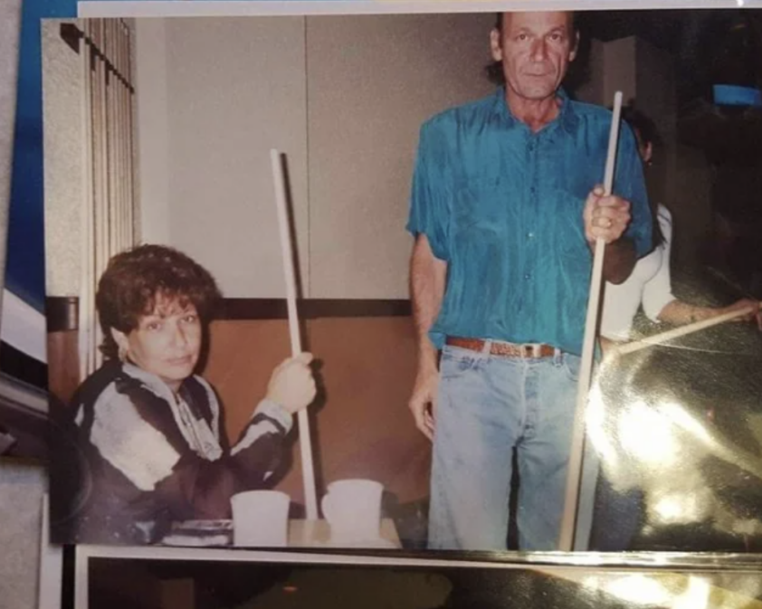 17 Pool Hall Images That Are Pure Old-School Cool - The Scroller