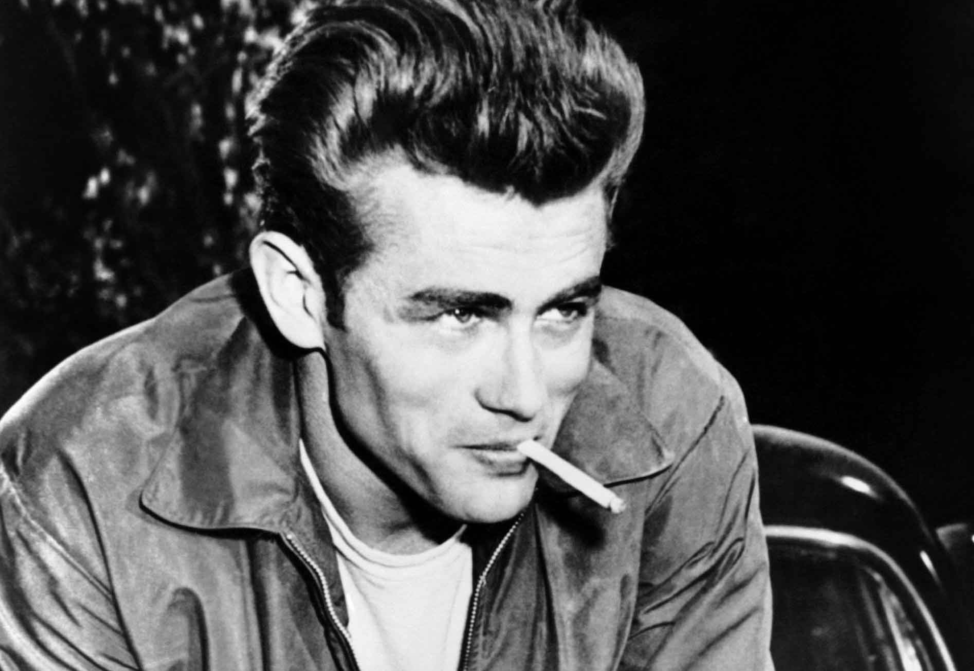17 Vintage Photos of James Dean That Show His Iconic Style