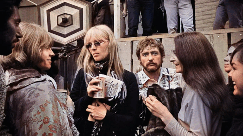 15 Vintage Photos From the Monterey Pop Festival (1967) - The Scroller
