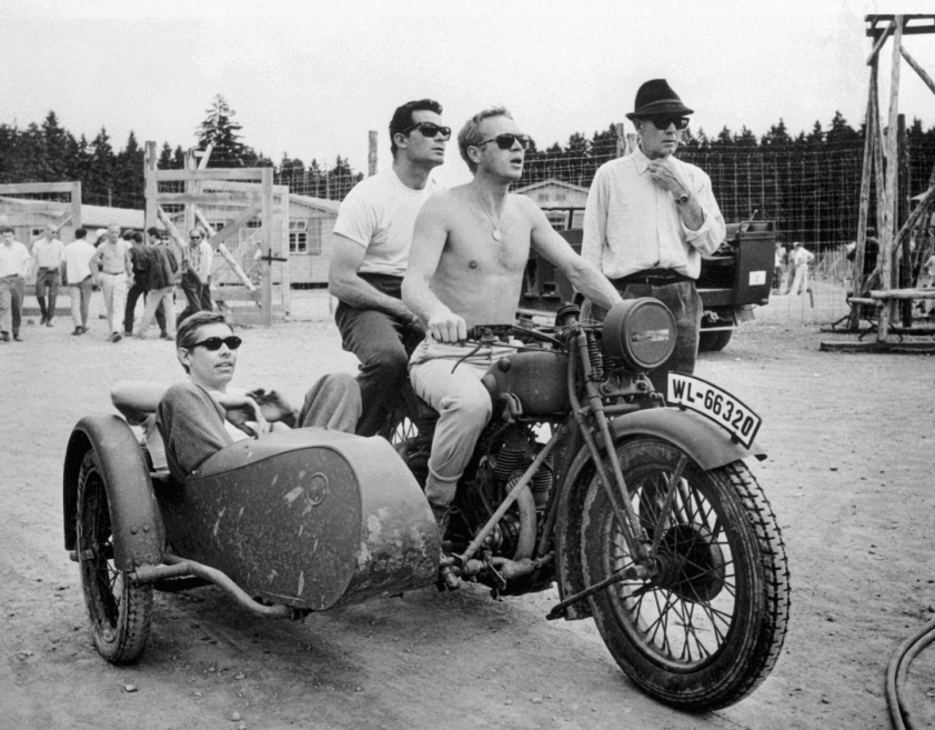 20 Vintage Photos of Steve McQueen That Define Old-School Cool - The ...