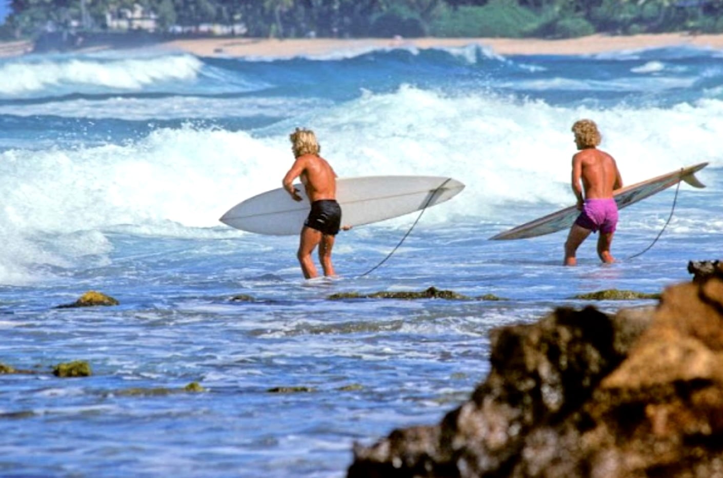 21 Vintage 1960s-1970s Photos of Surfing's Golden Era