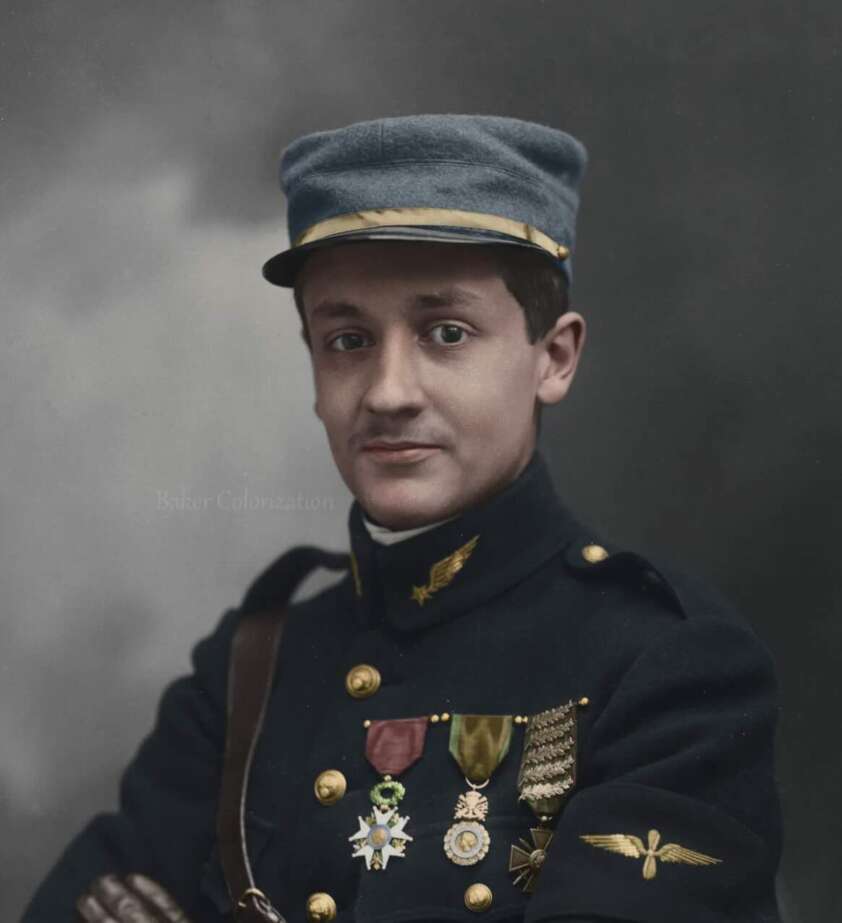 19 Colorized 1900s Aviator Photos