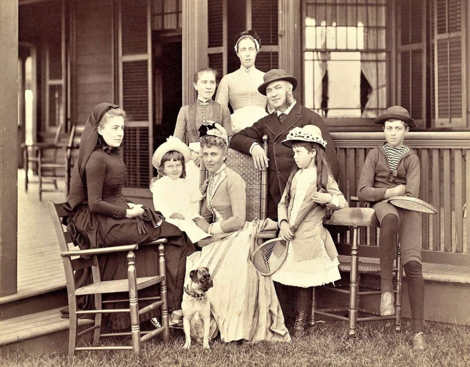 35 Vintage Early 1880s Photos
