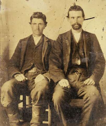 35 Vintage Early 1880s Photos