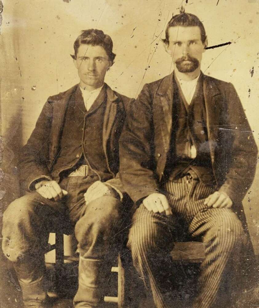 35 Vintage Early 1880s Photos