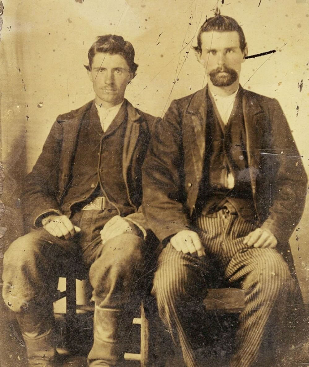 35 Vintage Early 1880s Photos