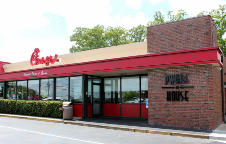 20 Photos of the Original Locations of Iconic Fast Food Restaurants ...