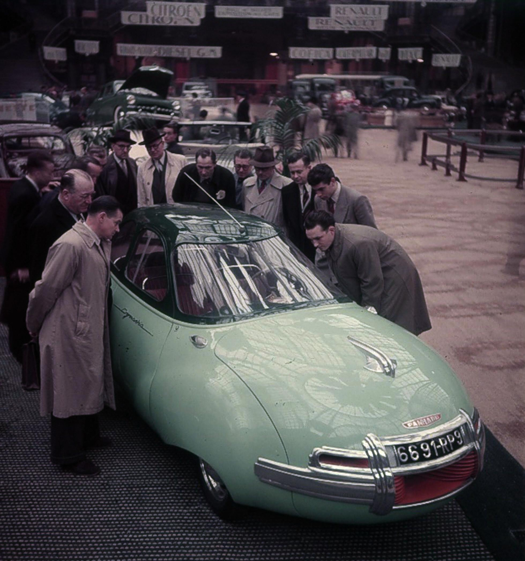 25 Vintage Photos of Car Shows From the 1930s to the 1970s