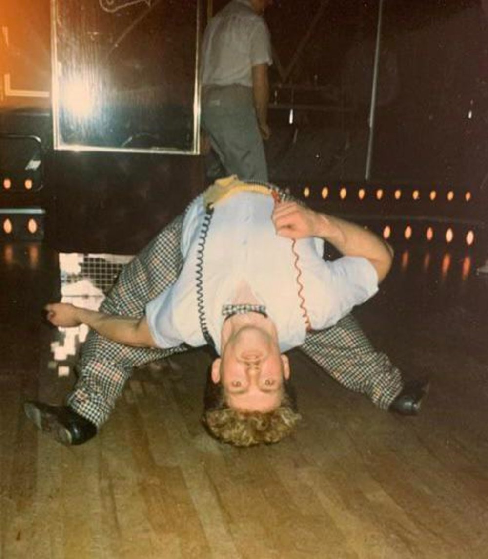 20 Vintage 1980s Breakdancing Photos That Capture the Era