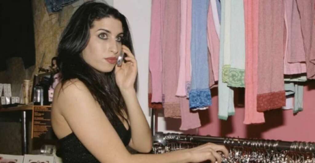 20 Vintage Photos That Bring Old Farms to Life - The Scroller