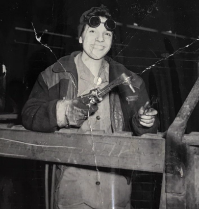 20 Vintage Welder Photos Forged in Pure Grit