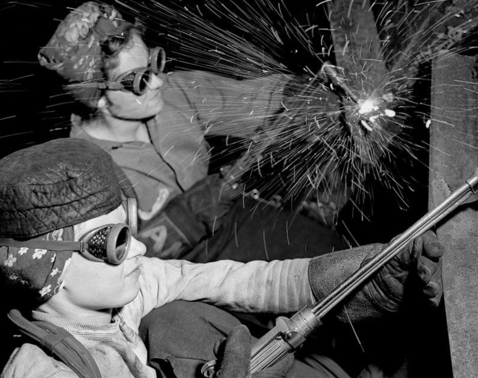 20 Vintage Welder Photos Forged in Pure Grit