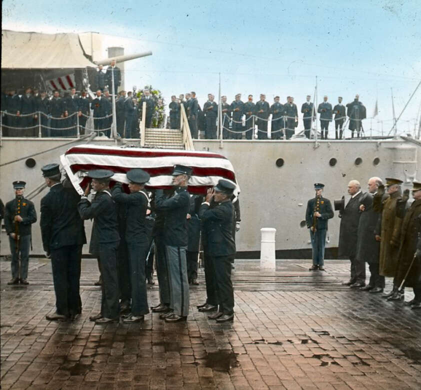 Colorized Photos of Soldiers: 20 Rare Looks at the 1920s