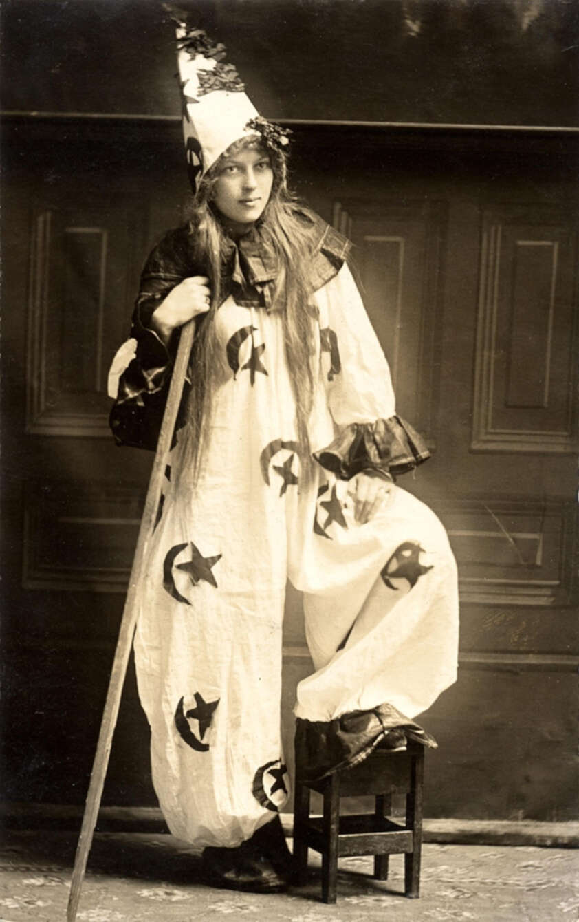 35 Vintage Images That Capture the 1910s