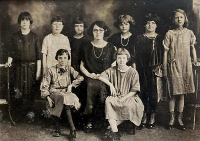 20 Vintage Photos of What School Looked Like 100 Years Ago