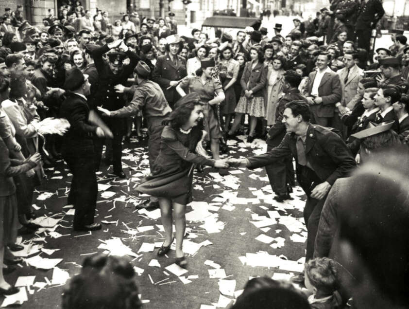 15 Historic WWII Photos Capturing the End of War