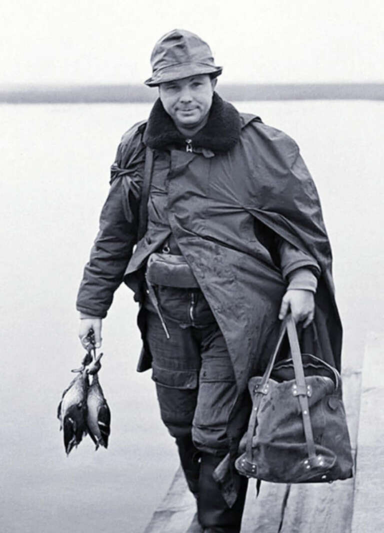 20 Rare Vintage Photos of the First Man Who Went to Space