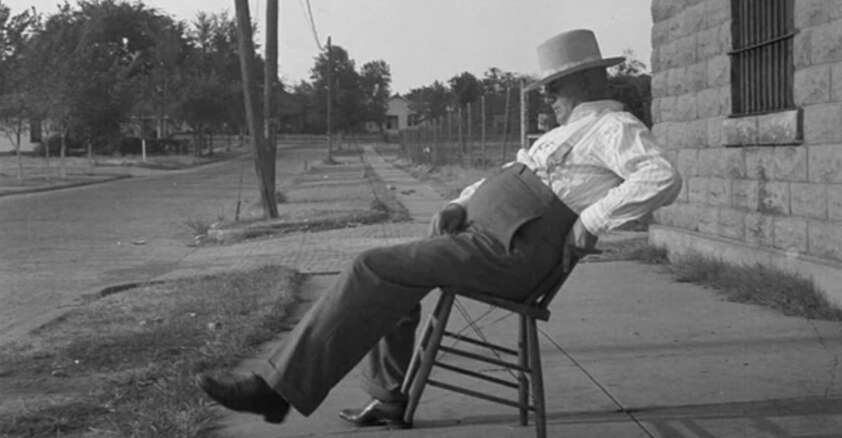 20 Rare Photos of 20th Century Sheriffs in Action