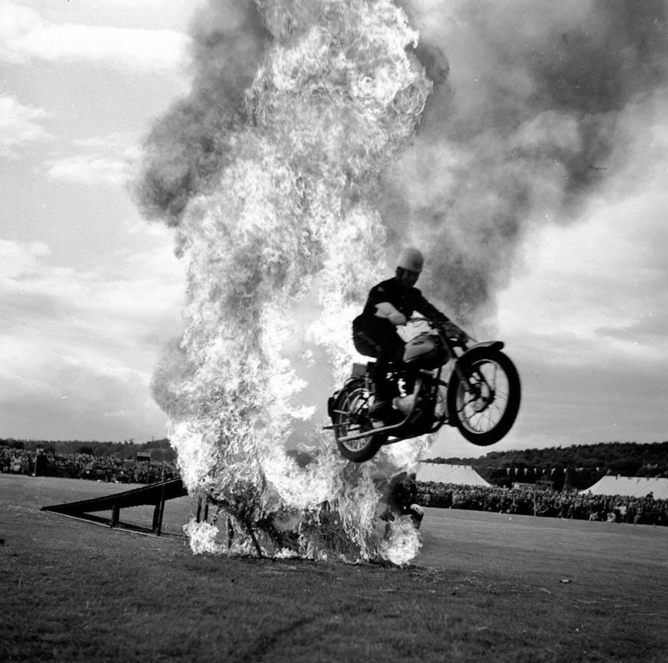 15 Vintage Motorcycles From the Early 1950s - The Scroller