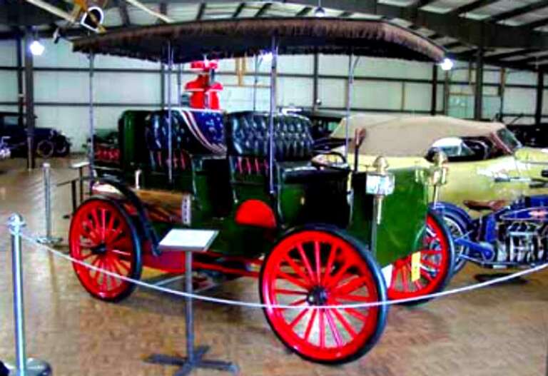 20 Classic Cars From The 19th Century That Are Worthless