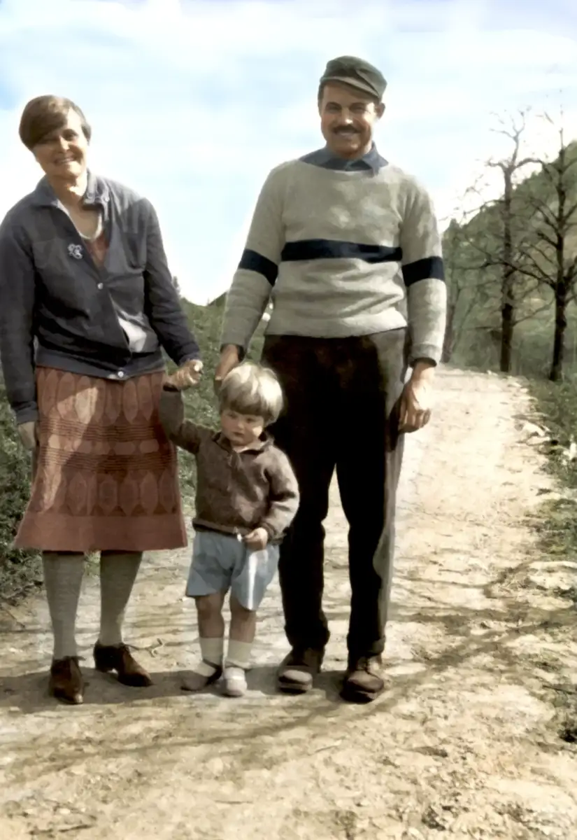 20 Stunning Colorized Photos That Bring 1926 to Life