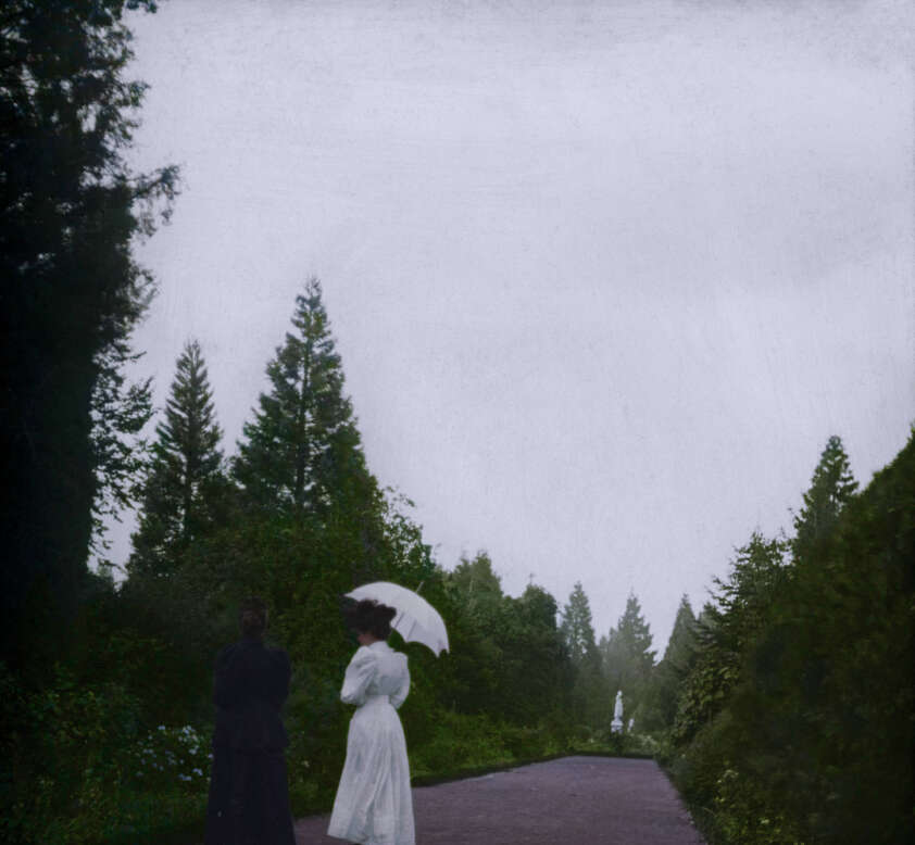25 Colorized Photos From 1895 That Bring History to Life