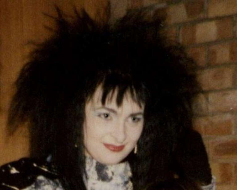 20 Photos That Embody Punk Rock Culture (’70s–’80s)