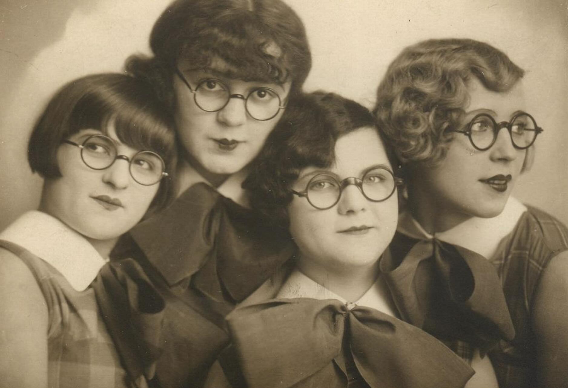 24 Vintage Photos That Capture 1925