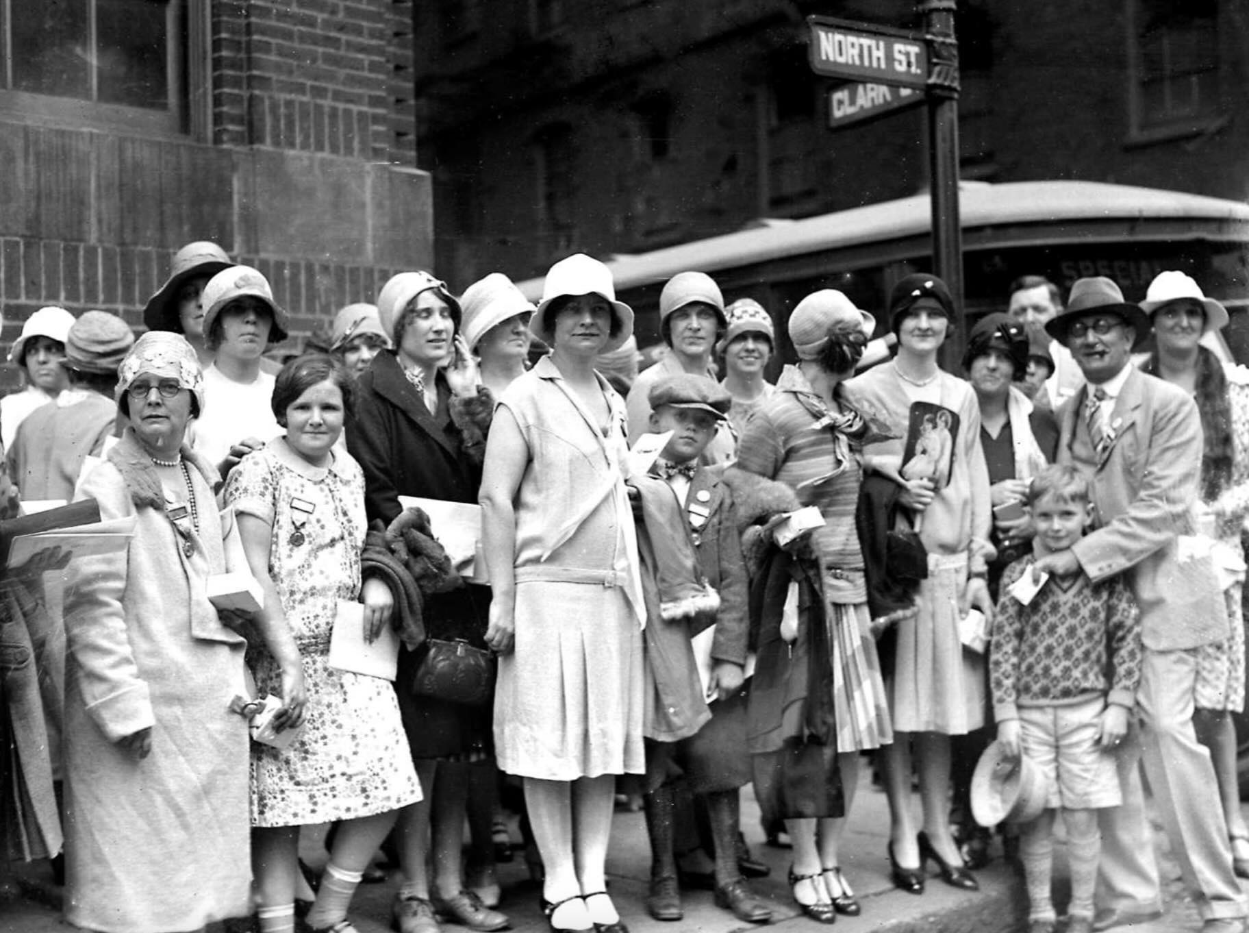 24 Vintage Photos That Capture 1925